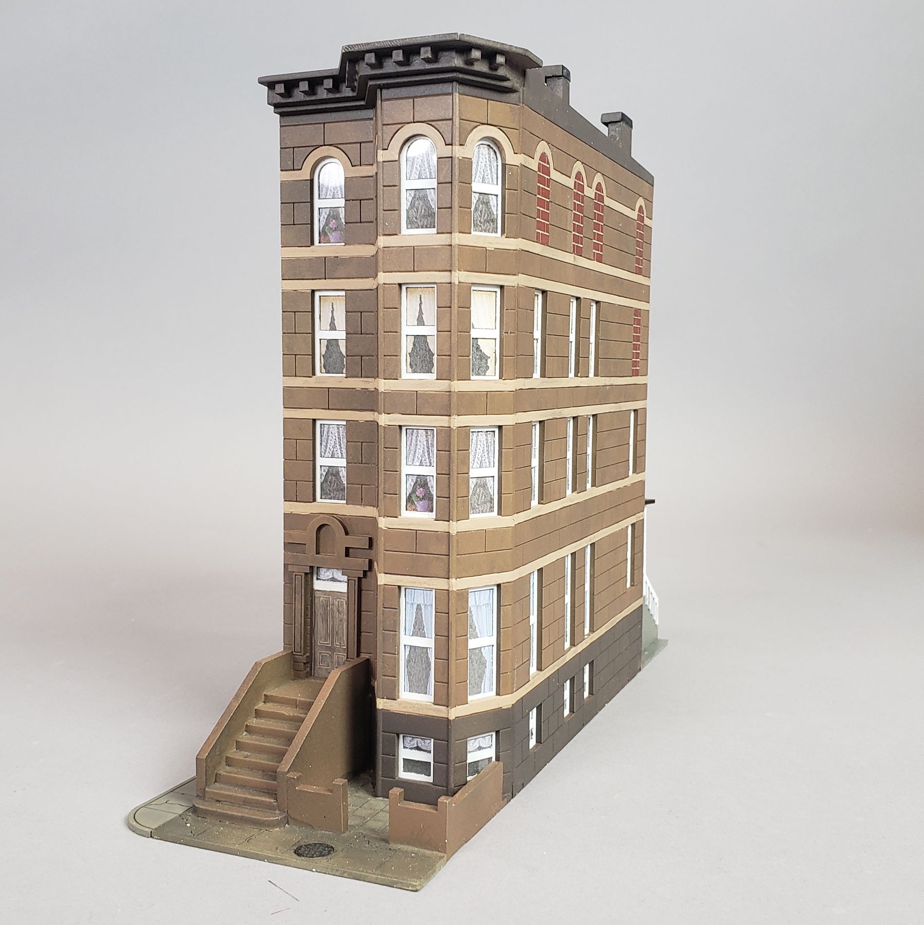 N Market Street House | Custom Model Railroads 410-889-0010